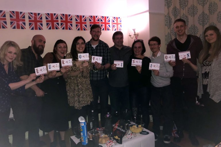 Eurovision Makes – Part 2: Thank You Cards – Curious Moose Crafts